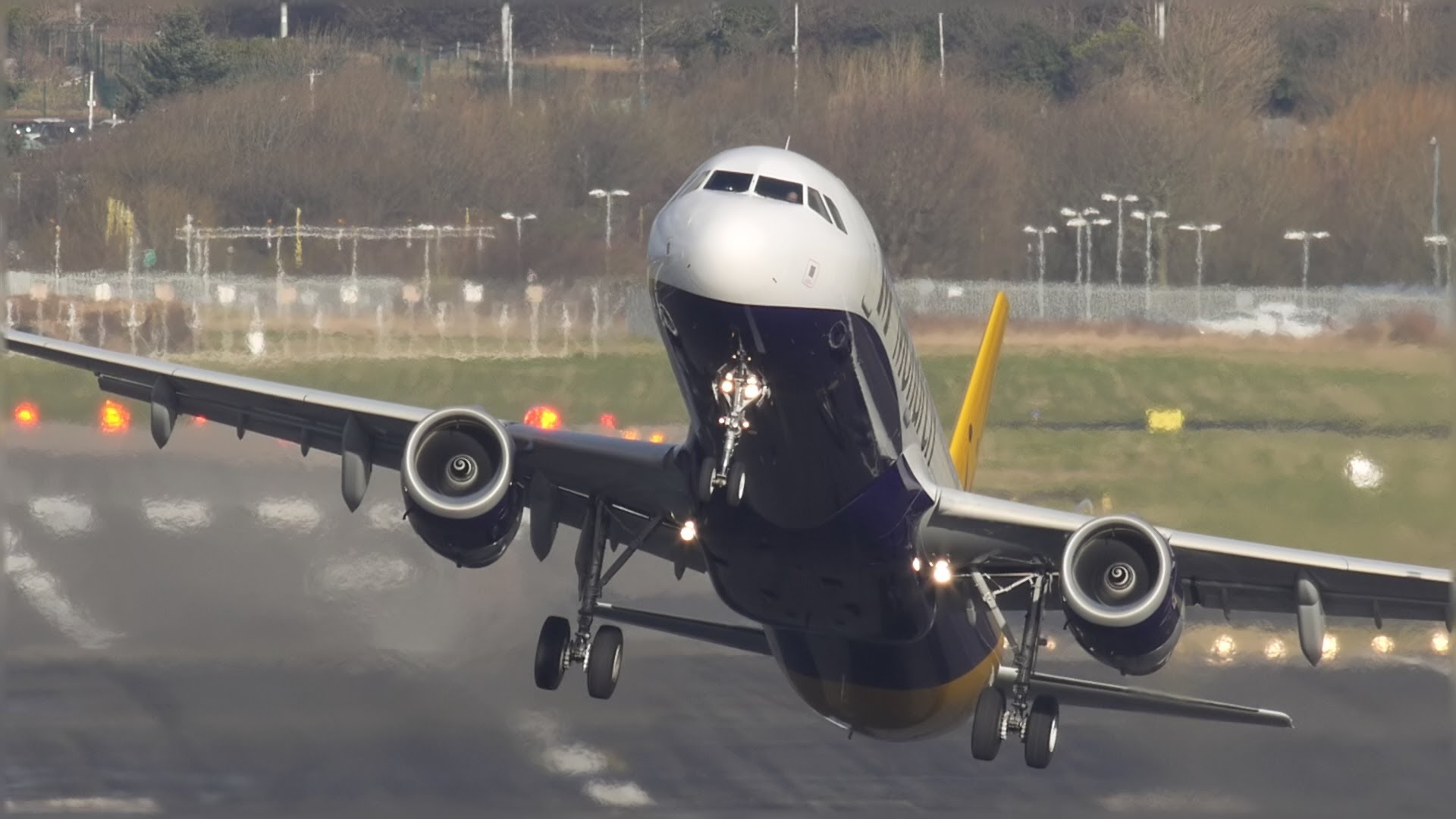 Cum aterizează avioanele împotriva vântului