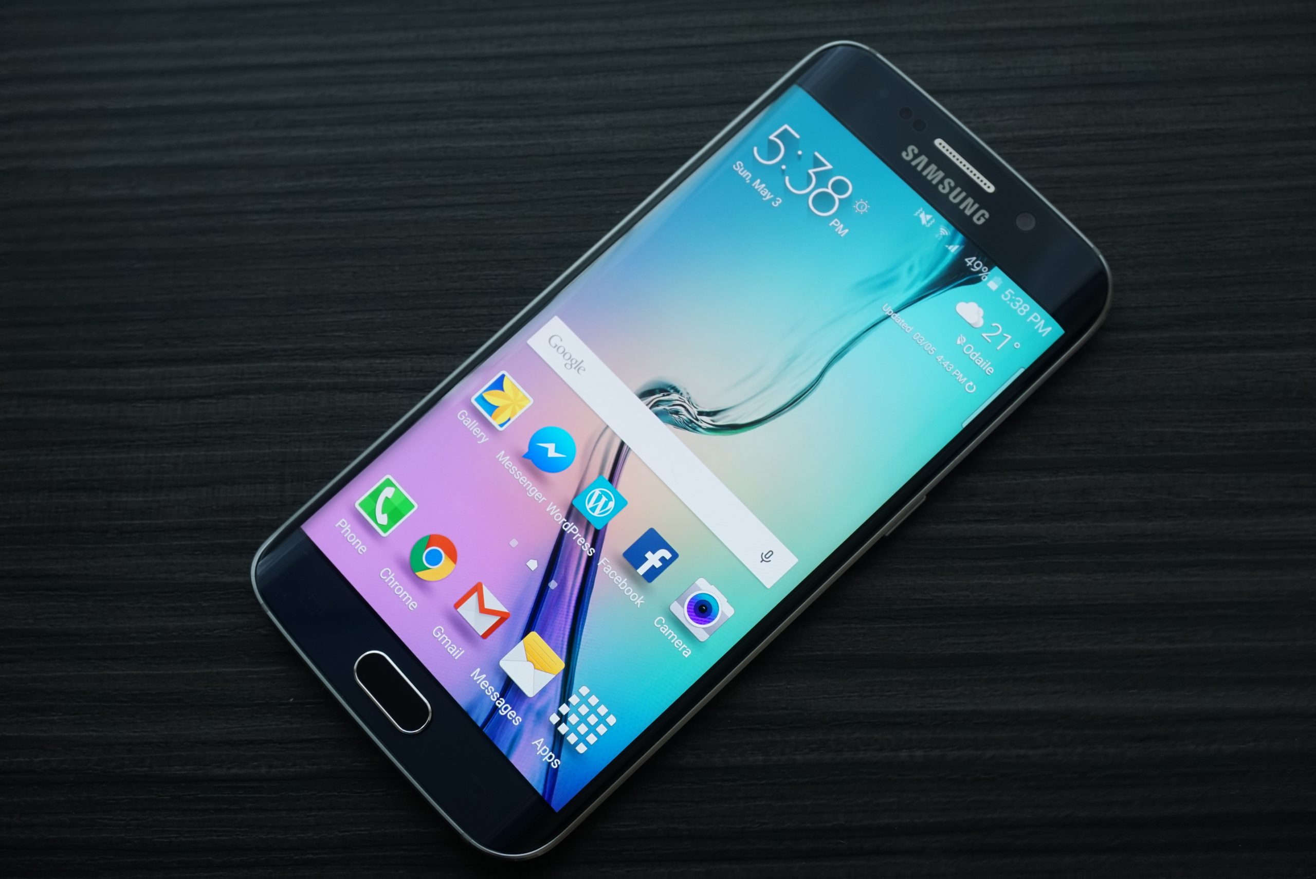 Review: Samsung Galaxy S6 – Smooth Operator